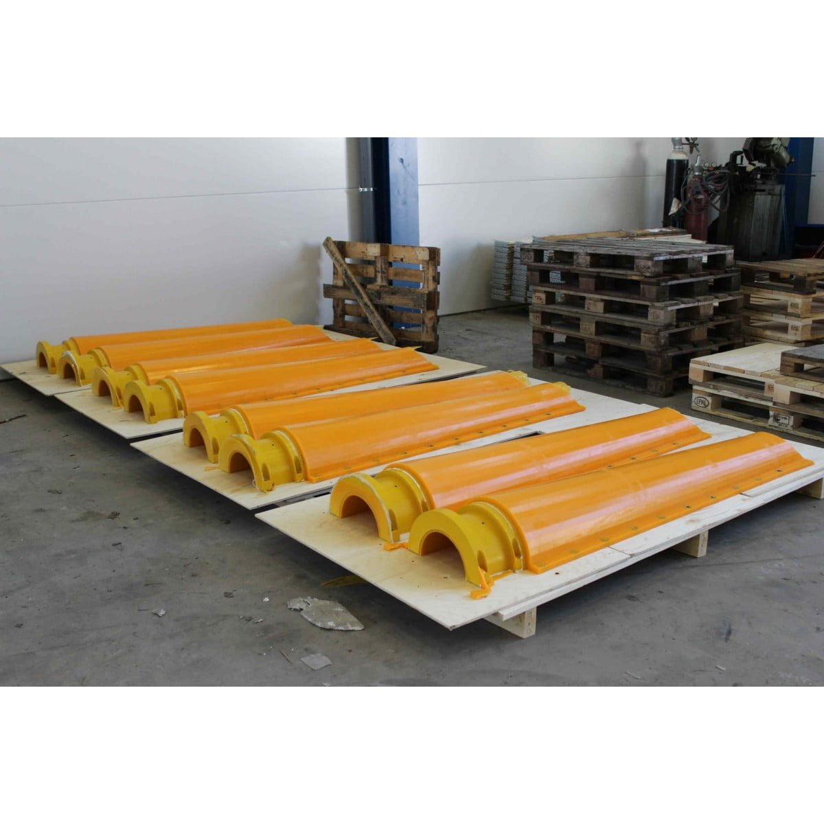 Splitted Bend Stiffeners - UW-ELAST